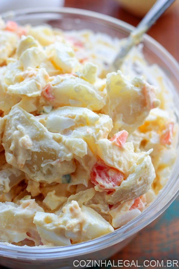 Hoje, vamos ao básico: como fazer uma maionese de batata fácil ...